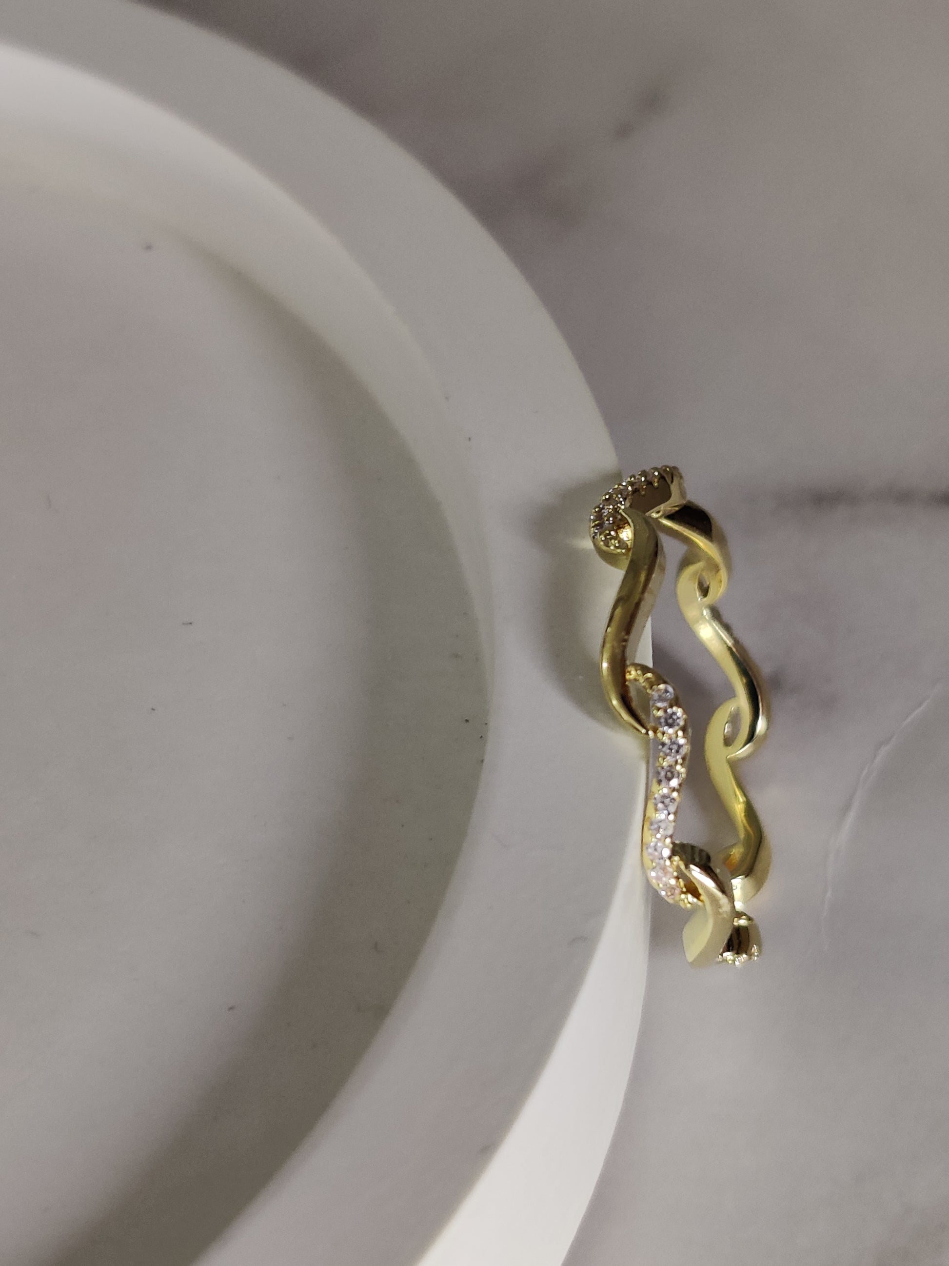 Wave Ring – wooman